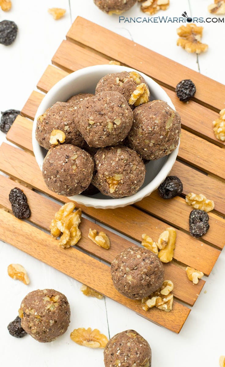 Cherry Walnut Recovery Bites - California Walnuts