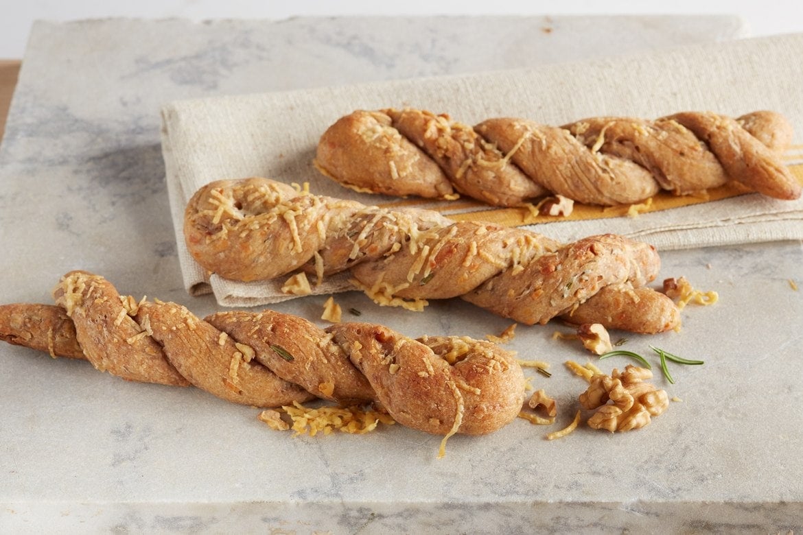 Walnut Parmesan Breadsticks - California Walnuts