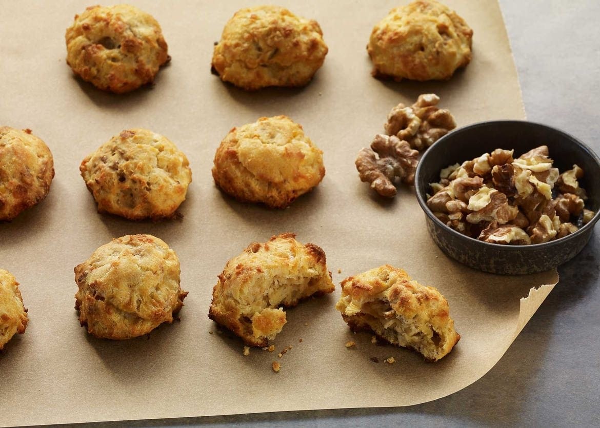 Walnut Manchego Puffs - California Walnuts