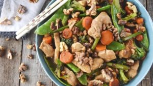 Toasted Walnut Asian Chicken and Vegetables - California Walnuts