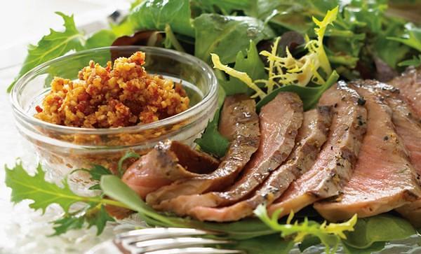 Mixed Greens with Grilled Steak & Walnut Romesco - California Walnuts